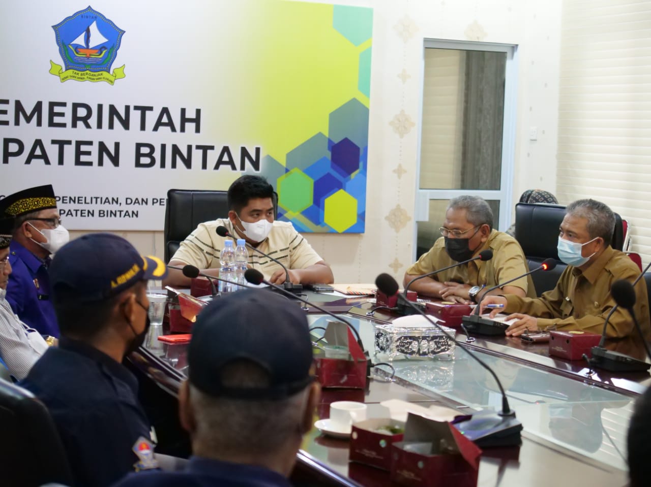 Temui Plt Bupati Bintan, HNSI Bintan Curhat Terkait Pengurusan Pas ... Temui Plt Bupati Bintan, HNSI Bintan Curhat Terkait Pengurusan Pas ...