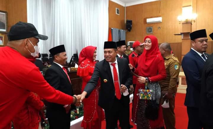 Bupati Batu Bara Hadiri Rapat Paripurna Pengucapan Sumpah Paw Anggota
